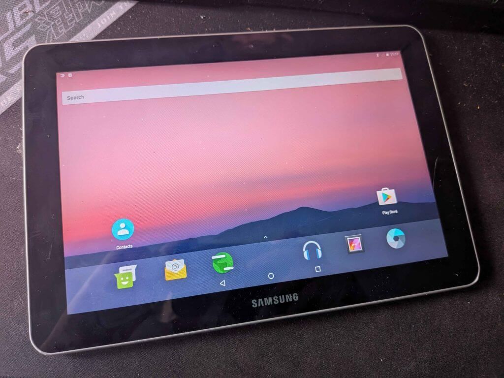 Samsung Tablica 10.1 P7500 / 16GB +1GB Ram za branje eknjig, digitalne ...